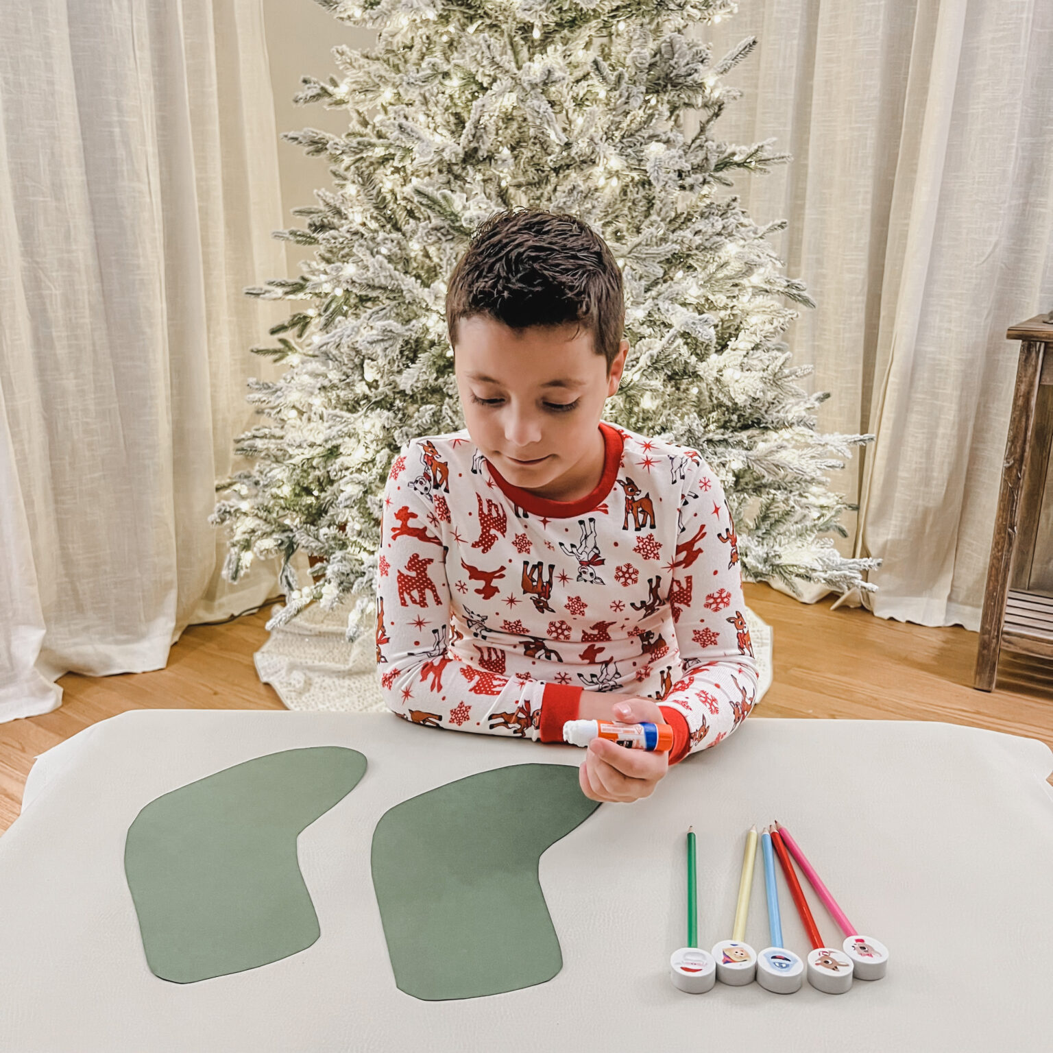 Make Your Own Stocking with the help of Rudolph and Super Puffy ...